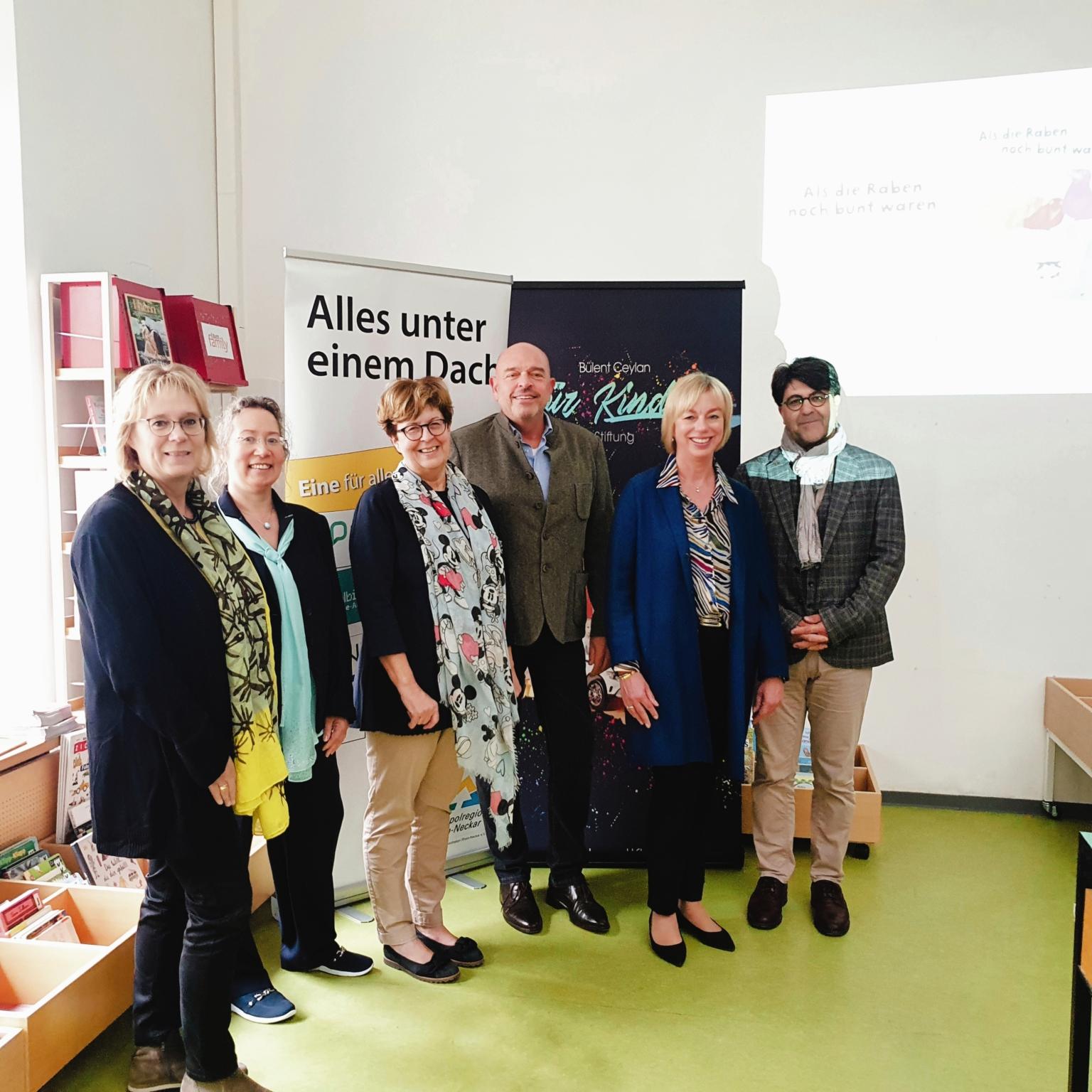 Digitales Leselernportal für Kinder - Bülent Ceylan für Kinder Stiftung